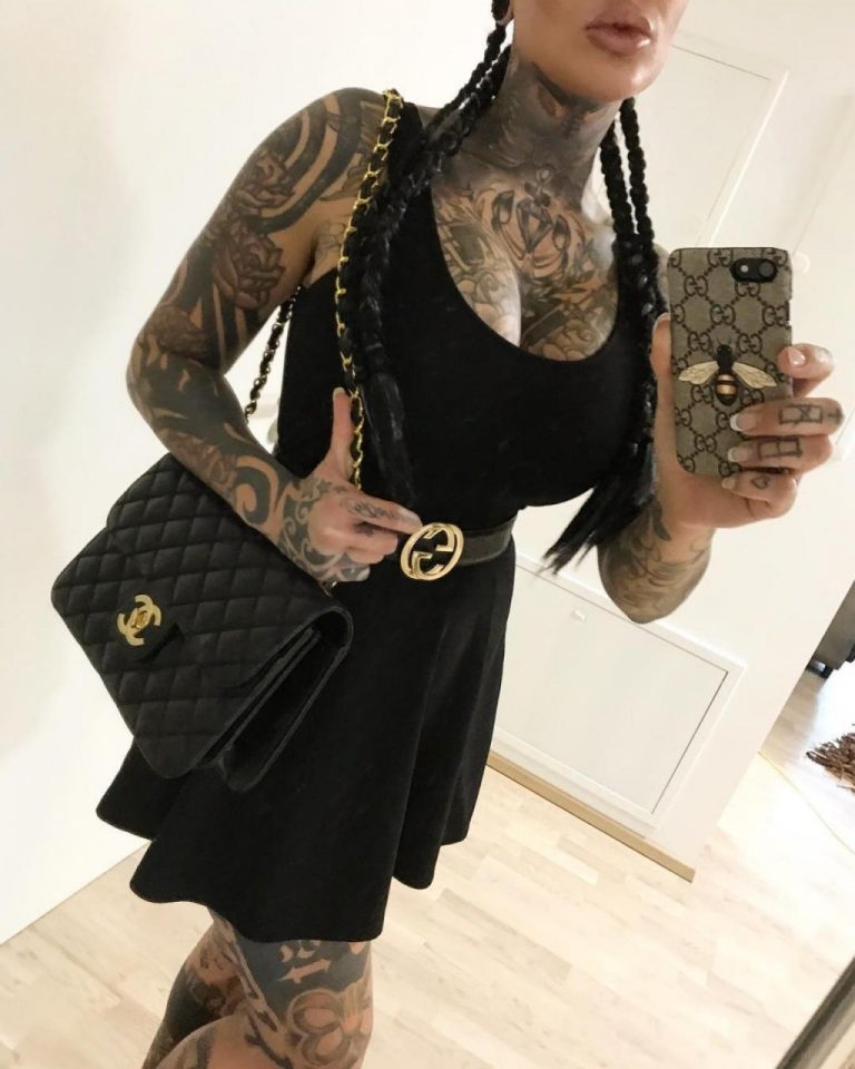 "Before She Disfigured Her Appearance": One of The Most Tattooed Models ...