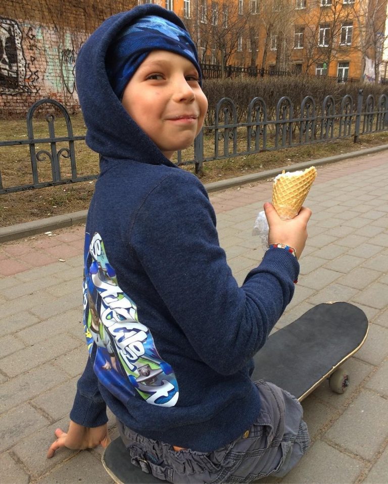 "This Boy Will Inspire You." 10-Year-Old Legless Skateboarder Who Does ...