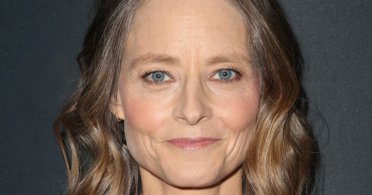 I Am Enjoying My Age 60 Year Old Jodie Foster Without Makeup And In