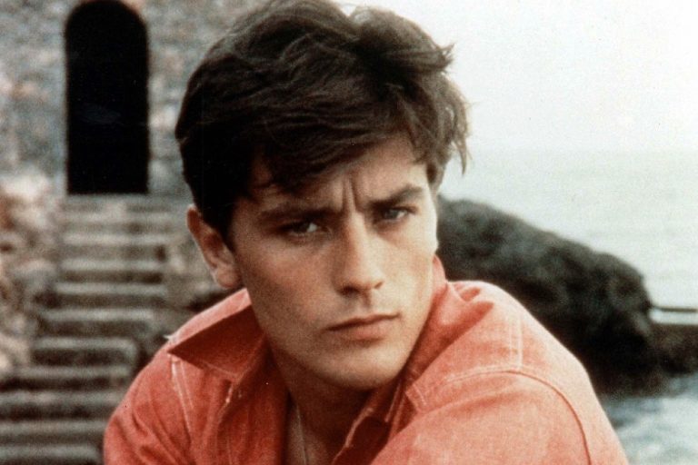 "Grandpa's Copy": What Does Alain Delon's Granddaughter Who Was ...